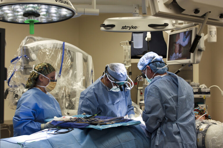 Safest Neuro And Spine Surgeries By Using The Art Of State Technology